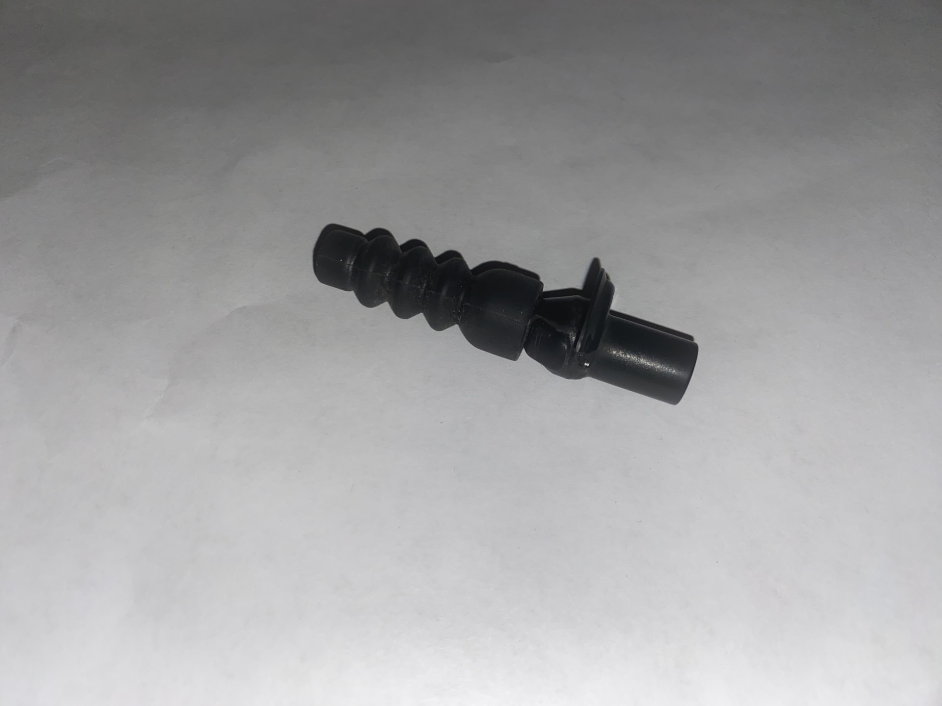 Попадает вода в багажник. Нашел причину и решил проблему. — BMW 5 ...