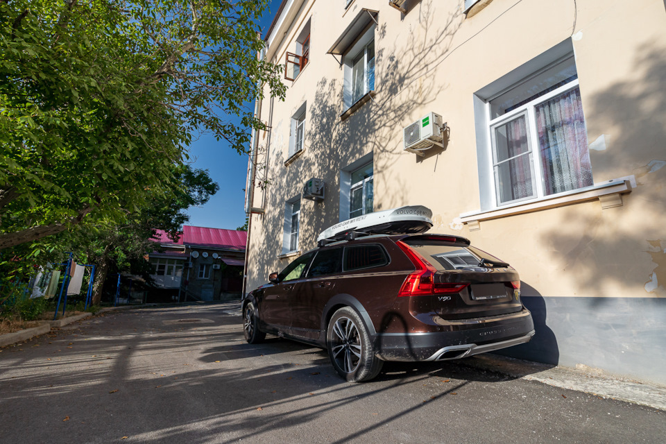 Про бокс на крышу (Временная запись) — Volvo V90 Cross Country, 2 л ...