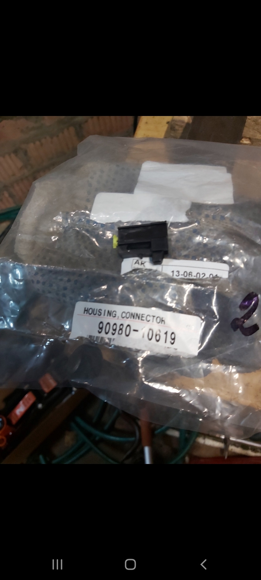 Коннекторы 90980-10619 для сигналов и промывка форсунок стендовая в бак ...