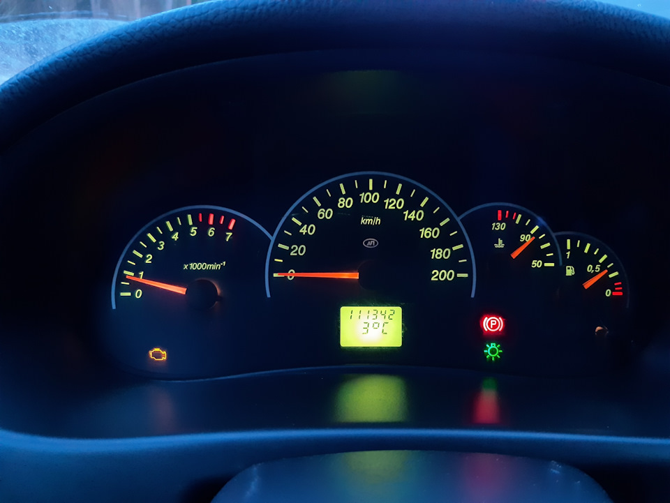 Приора движения — Lada Приора седан, 1,6 л, 2007 года | стайлинг | DRIVE2