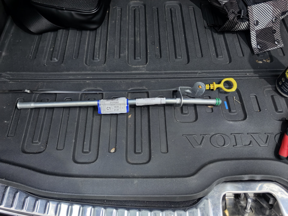 Ручной масляный щуп — Volvo XC60 (1G), 2,4 л, 2016 года | своими руками ...