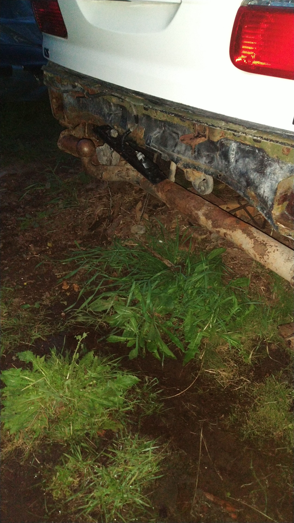 Печаль — Toyota Estima Lucida, 2,4 л, 1995 года | кузовной ремонт | DRIVE2