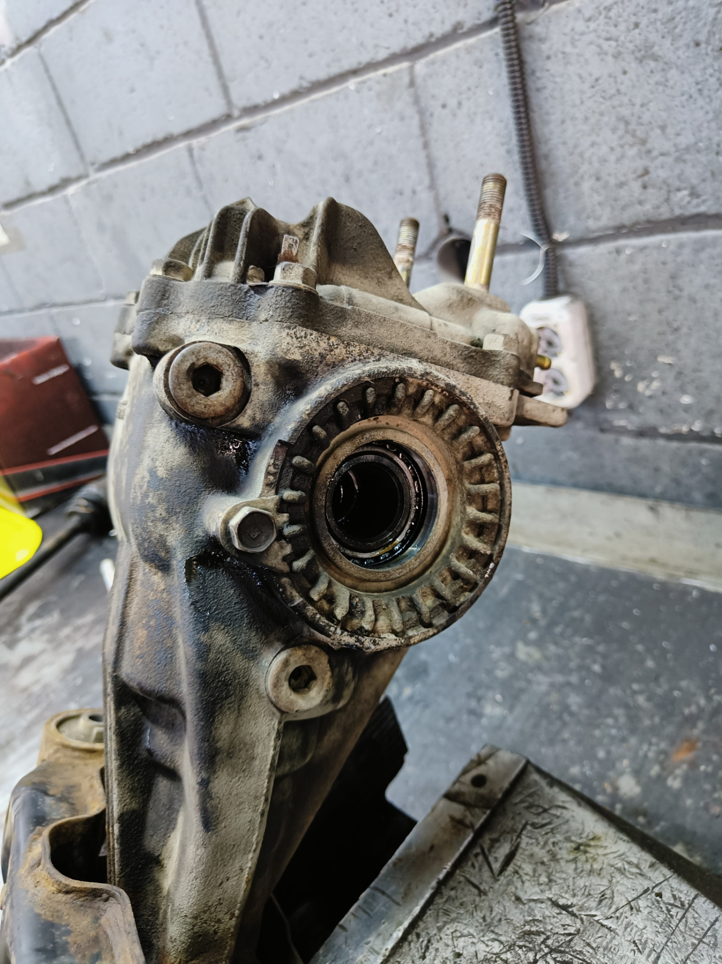 Запись #2. Сальник привода — Subaru Tribeca B9, 3 л, 2005 года ...