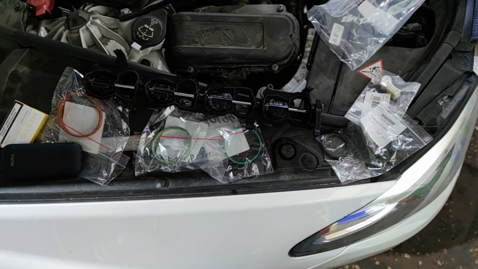 Чистка впускного коллектора n47 — BMW 5 series (F10), 2 л, 2013 года ...