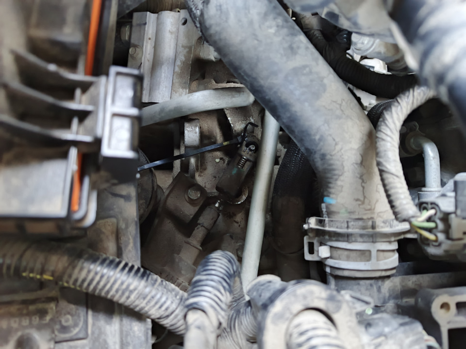 История одной втулки — Ford Mondeo V, 2,5 л, 2017 года | поломка | DRIVE2