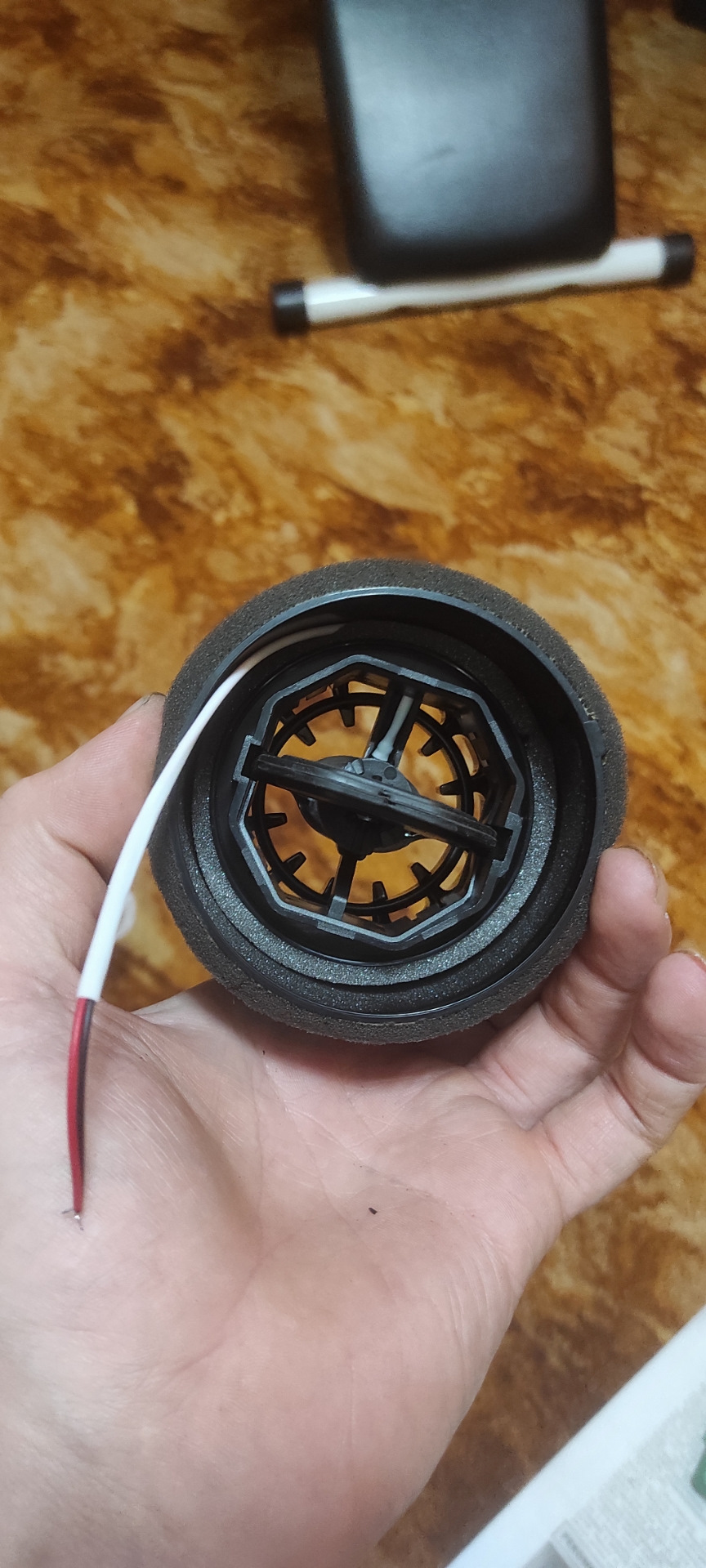 Дефлекторы в стиле амг и кнопки руля с подсветкой. — Suzuki Grand ...