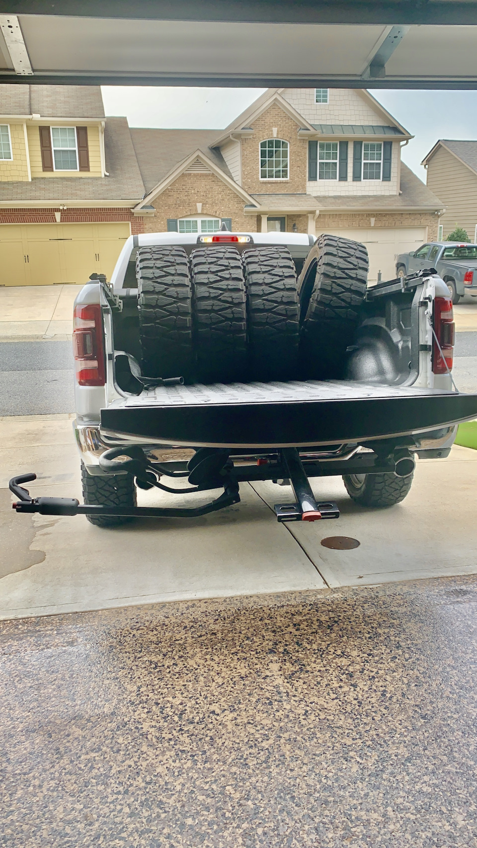 MT Резина. Nitto Mud Grappler 35x12.5xR20 — Dodge Ram, 5,7 л, 2019 года ...