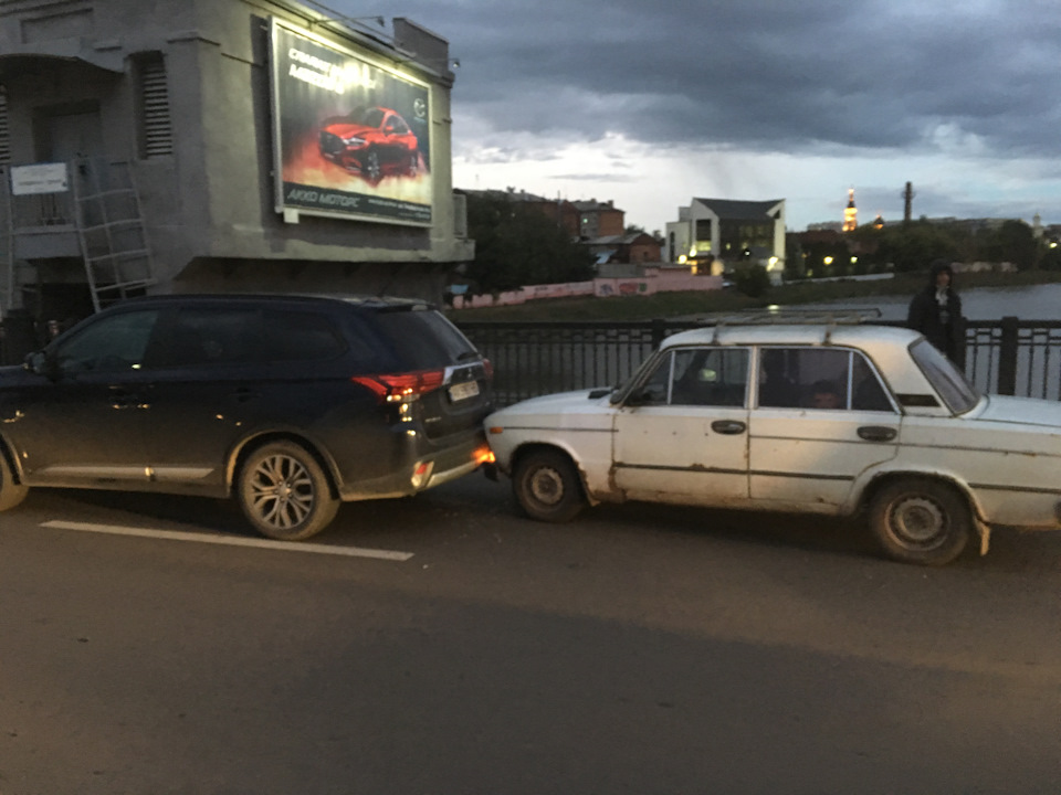 Замена расширительного бачка — Opel Omega B, 2 л, 1996 года | своими ...