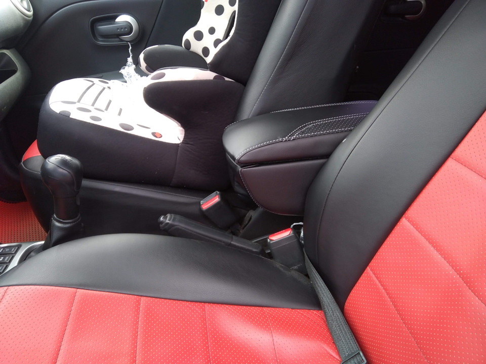 подлокотник в Ноут (после переноса кнопок то) — Nissan Note (1G), 1,4 л ...