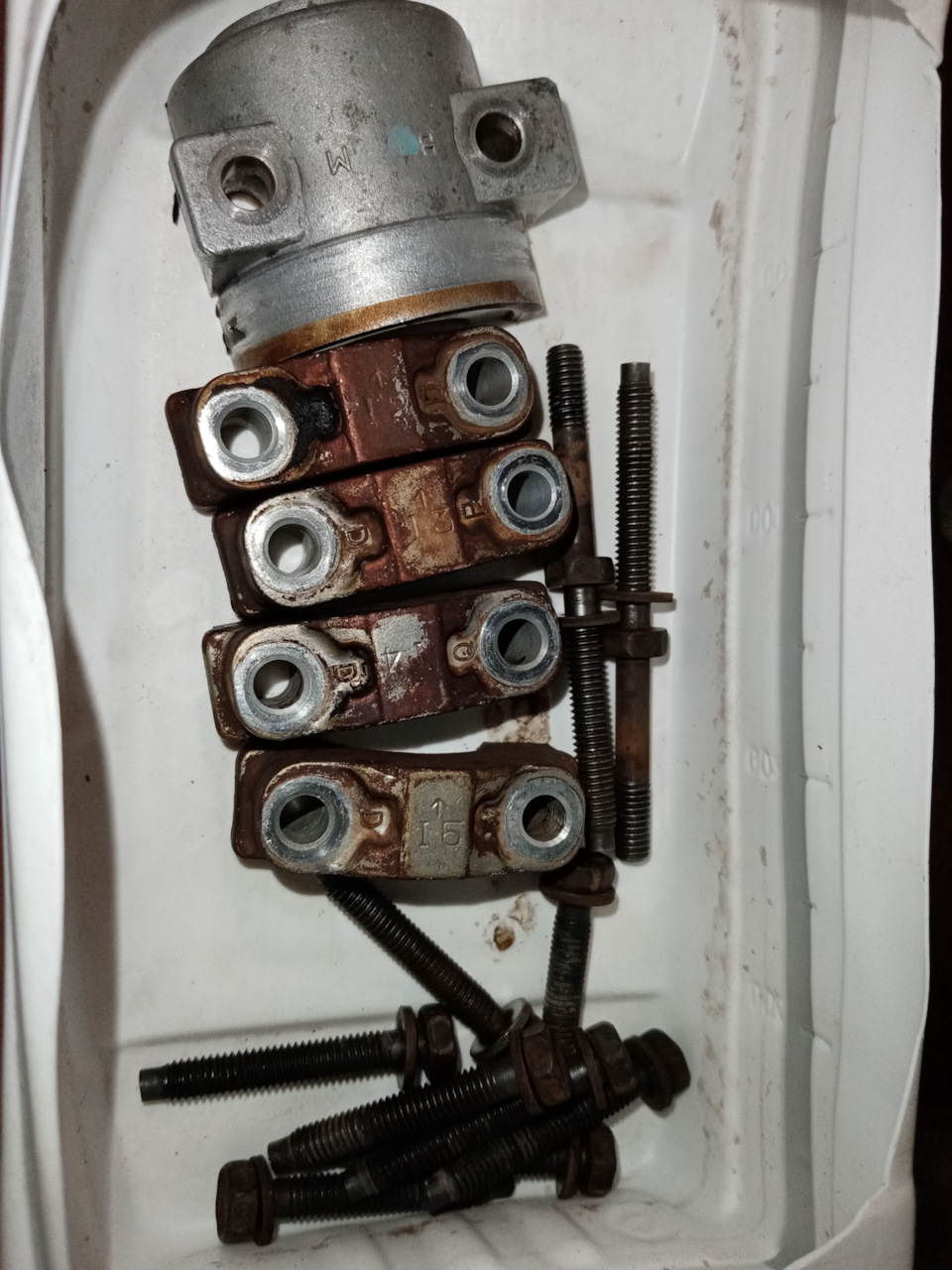 Ремонт ГБЦ: §9: мойка, чистка и выжигание резины — Toyota Corolla wagon ...