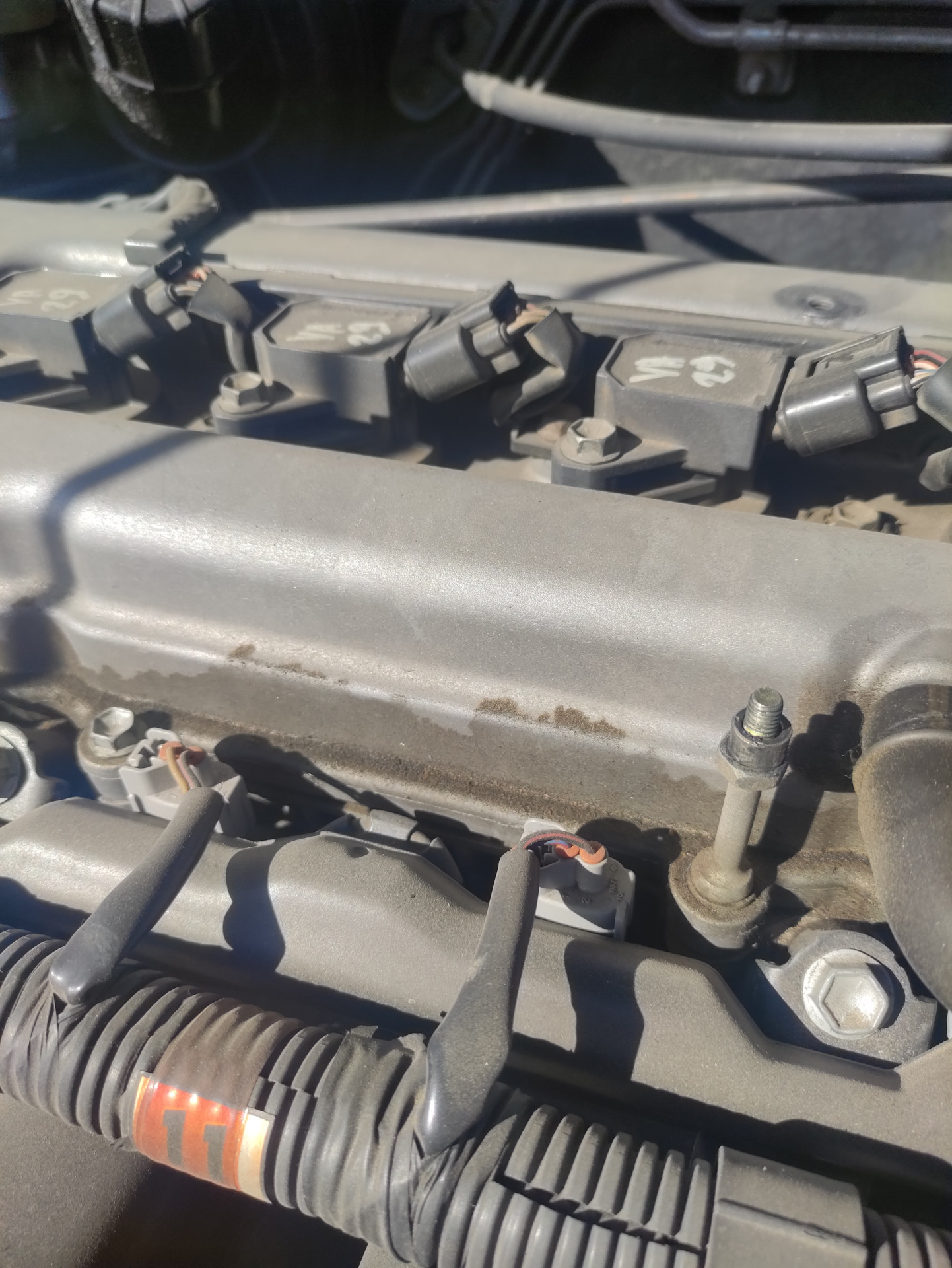 Замена прокладки в крышке маслозаливной горловины — 9043037140 ...