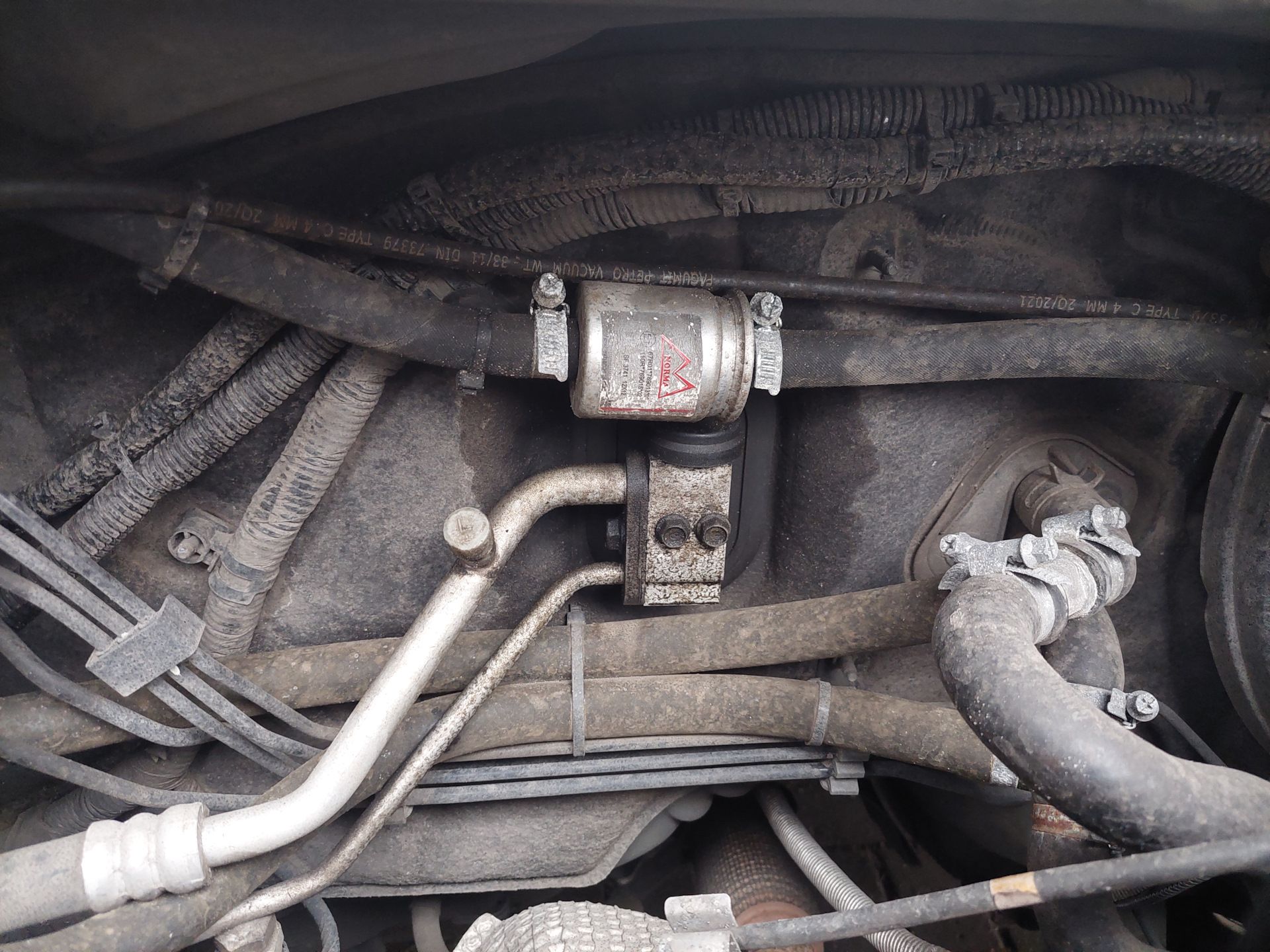 Заменил антифриз, уплотнительные кольца патрубков кондея — KIA Rio (4G ...