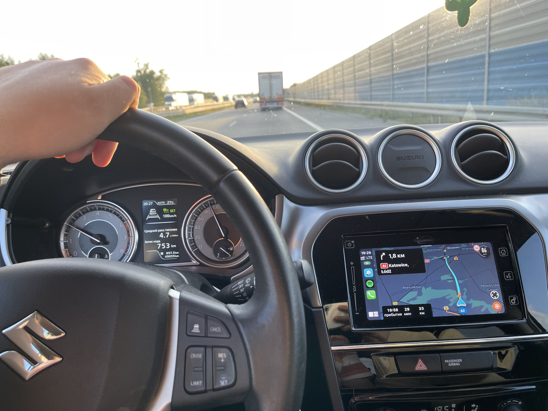 #SV3 — Расход по трассе летом — Suzuki Vitara (4G), 1,4 л, 2019 года | путешествие | DRIVE2