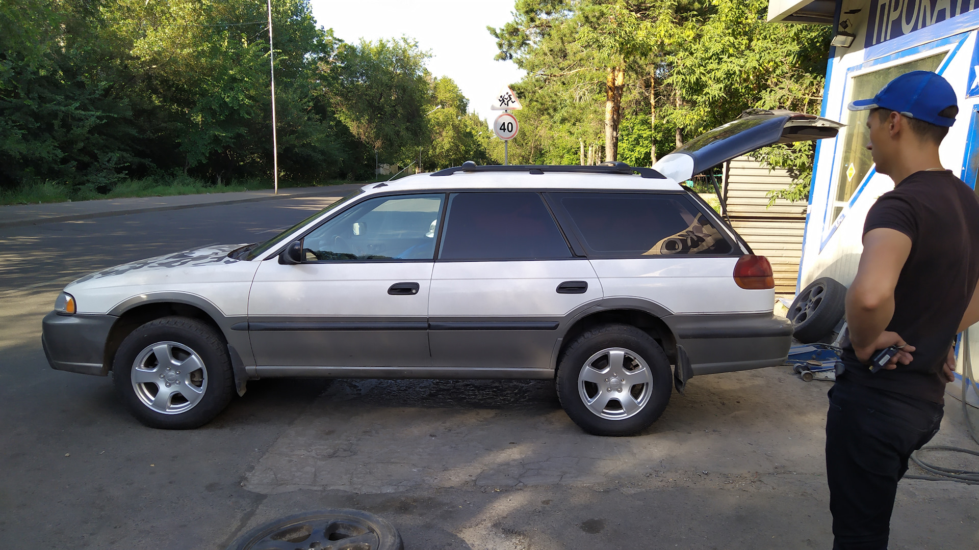 Небольшой лифт Субару — Subaru Legacy Outback (BD/BG), 2,5 л, 1998 года ...