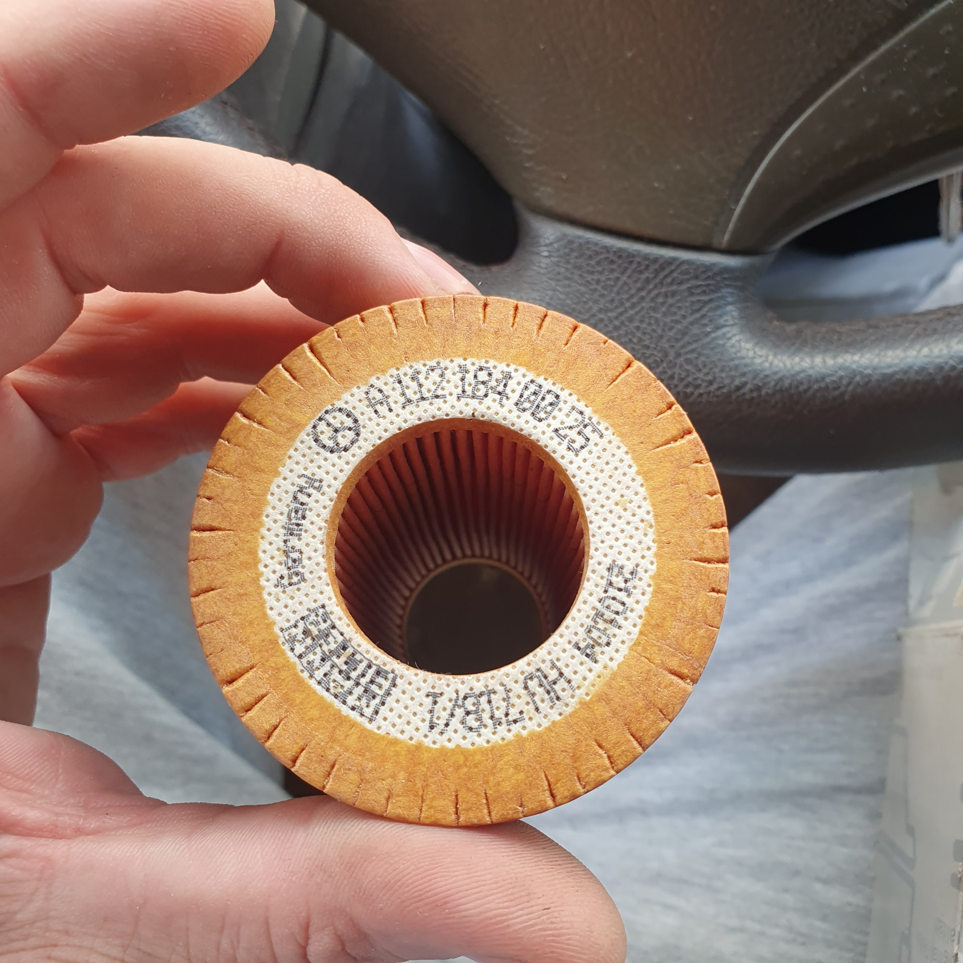 Замена масла, топливного фильтра — Mercedes-Benz Vito (1G), 2,2 л, 2003 ...