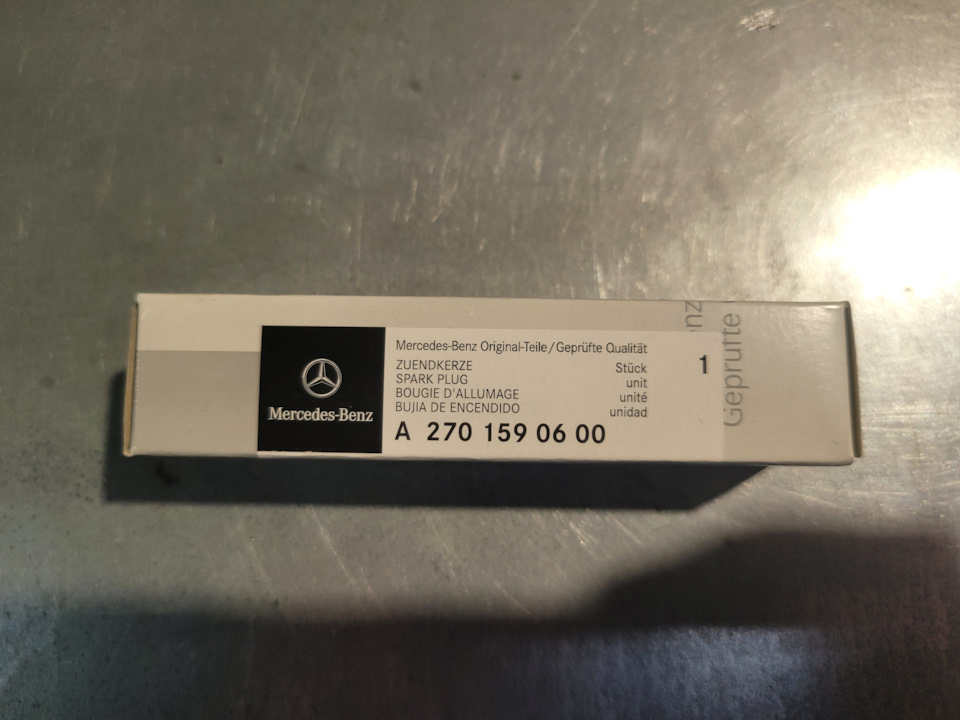 Замена свечей зажигания A 270 159 06 00 — Mercedes-Benz C-Class (W204 ...