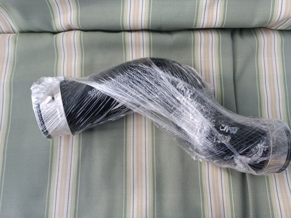 Замена электромагнита и патрубка интеркулера — Volkswagen Passat B6, 1 ...