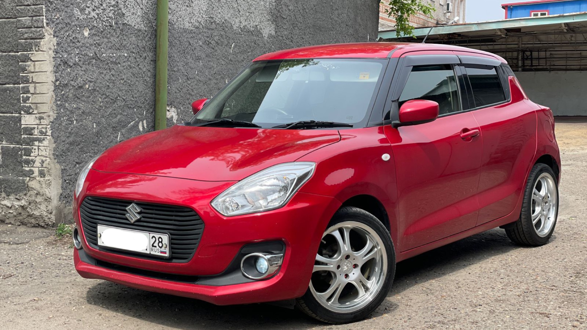 Suzuki Swift (4G) 1.2 бензиновый 2017 | •Burning Red• на DRIVE2
