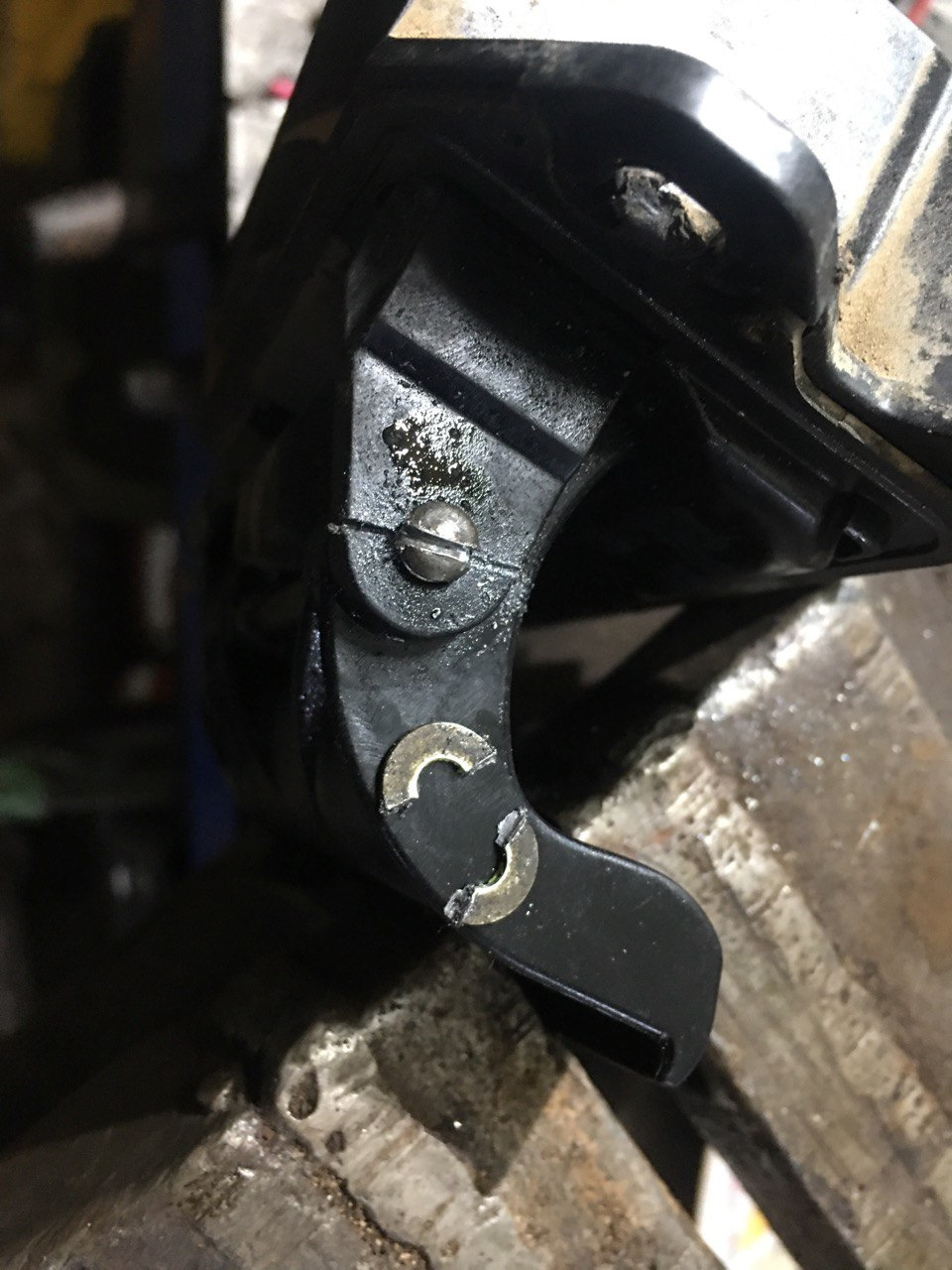 Ревизия ручки открытия пятой двери — Toyota Land Cruiser Prado 150 ...