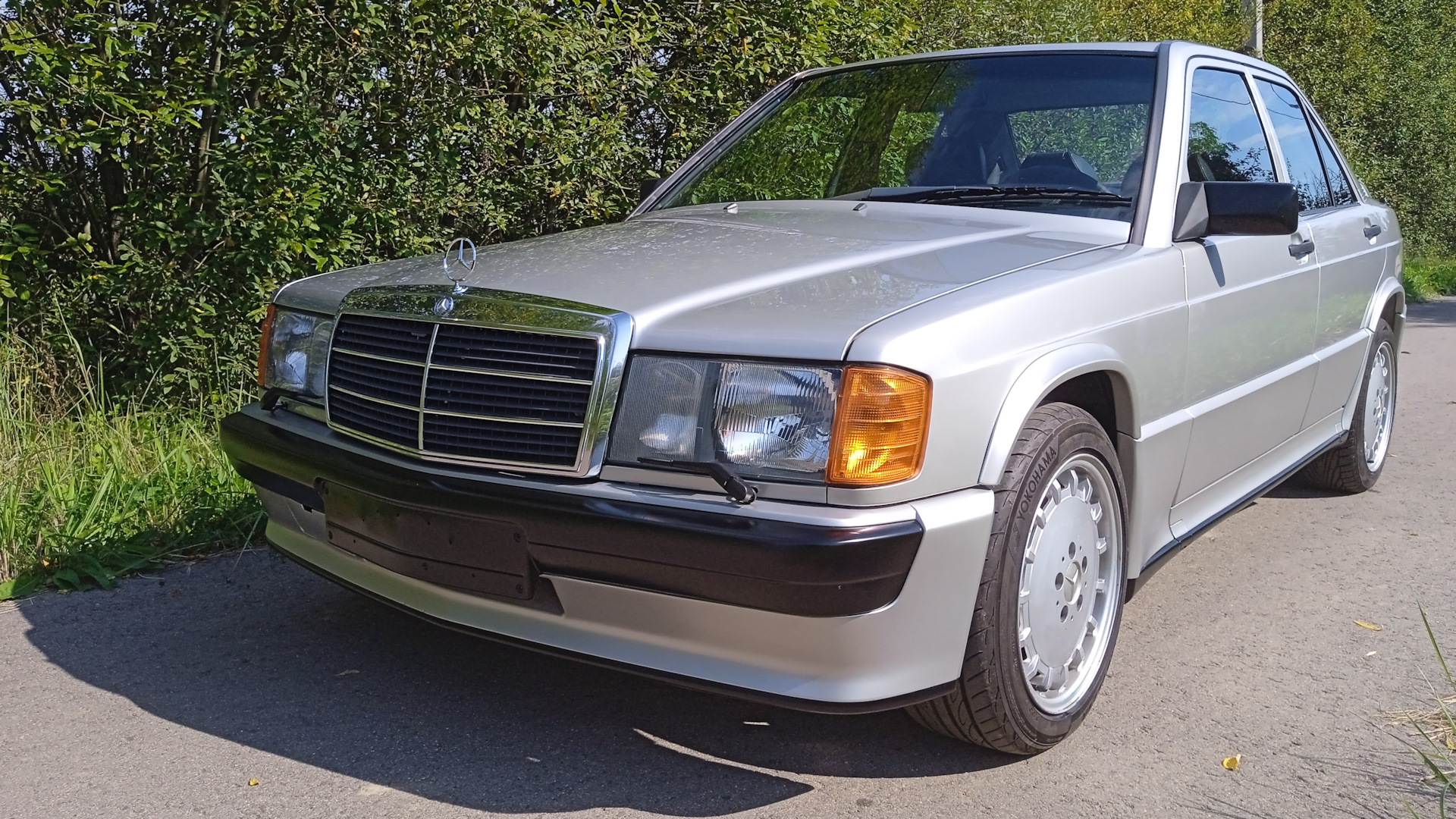 Mercedes-Benz 190 (W201) 2.5 бензиновый 1990 | Cosworth 2.5-16v на АКПП ...