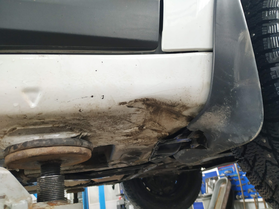 Зима беспощадна — Renault Fluence, 1,6 л, 2012 года | наблюдение | DRIVE2