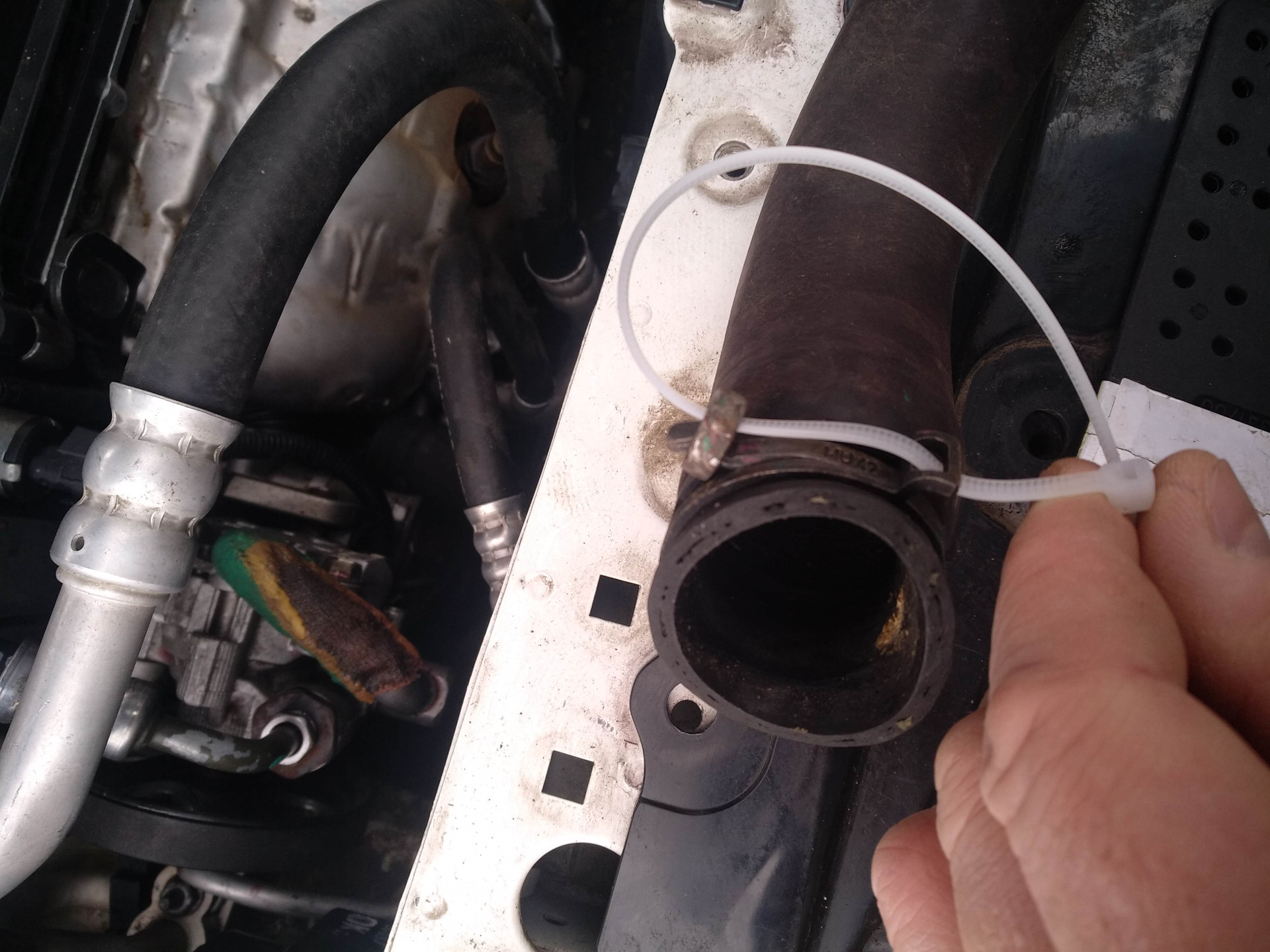 Замена патрубков Авео Т300 АКПП 96958199 и 96958195 часть 1 — Chevrolet ...