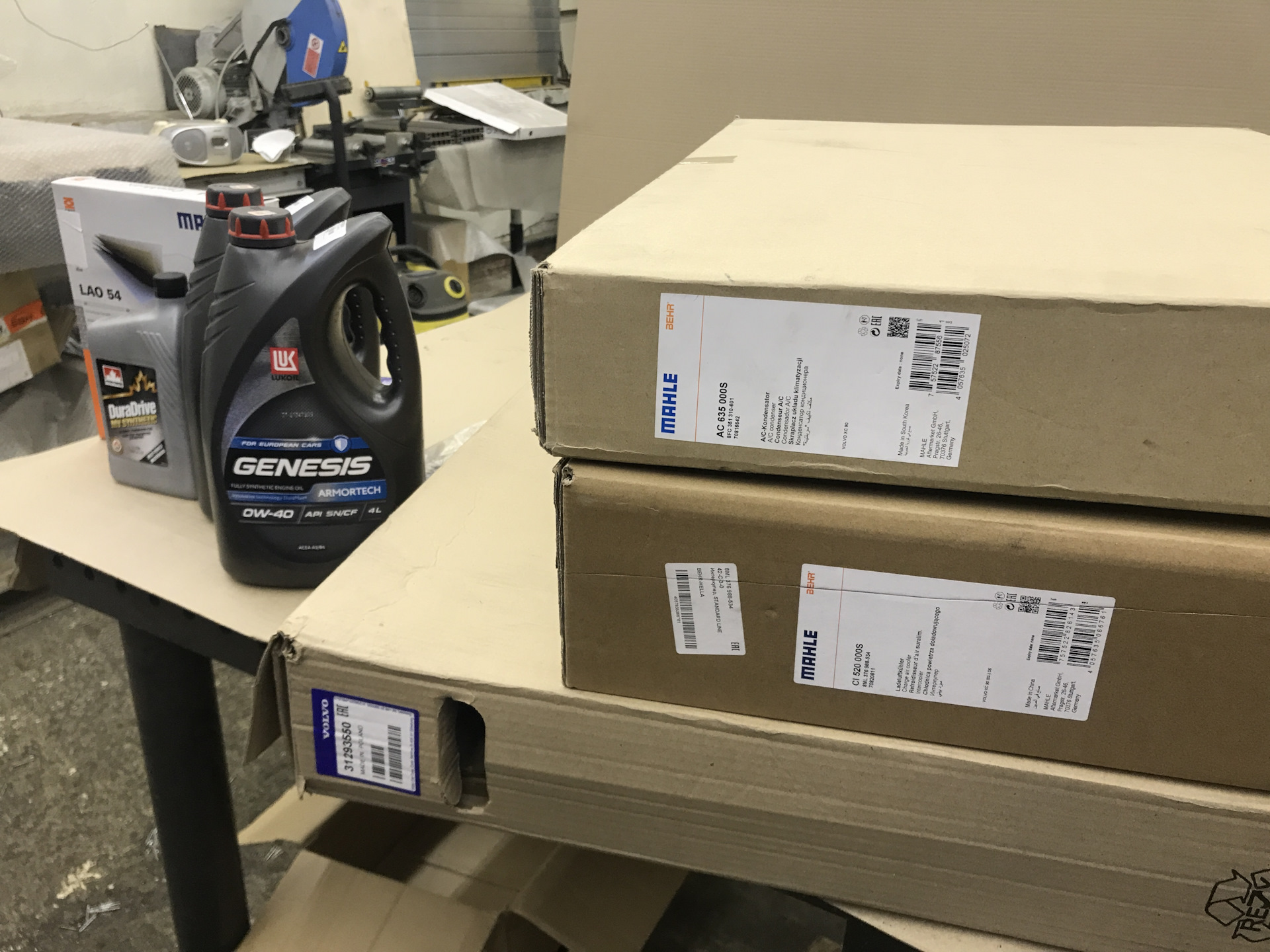 Свежее дыхание- облегчает понимание. — Volvo XC90 (1G), 2,5 л, 2012 ...