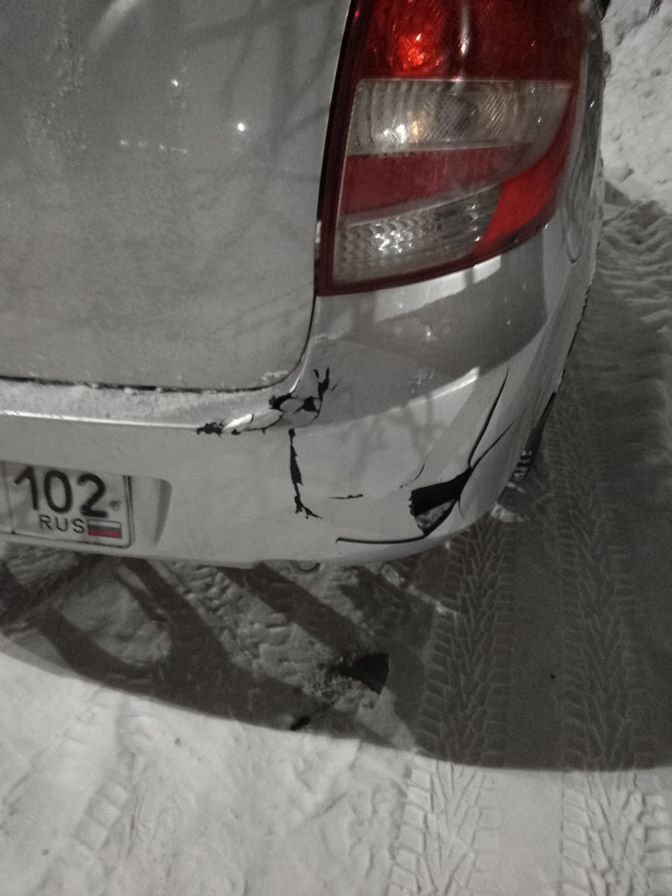 Установка заднего парктроника — Lada Гранта (1G), 1,6 л, 2013 года ...