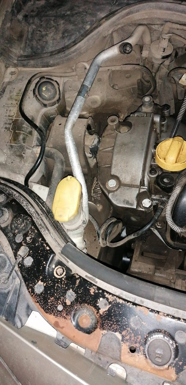 Опора двигателя — Renault Megane II, 1,6 л, 2007 года | поломка | DRIVE2