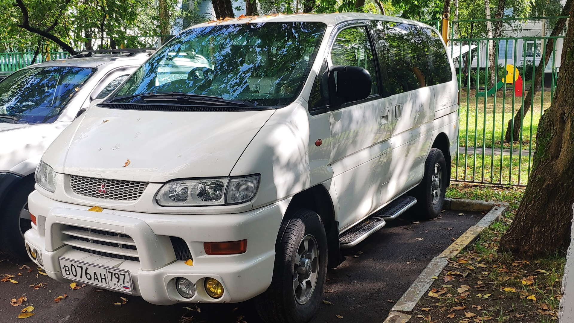 Ребят посоветуйте попечены для бокса на крышу — Mitsubishi Delica (L400), 3 л, 1999 года ...