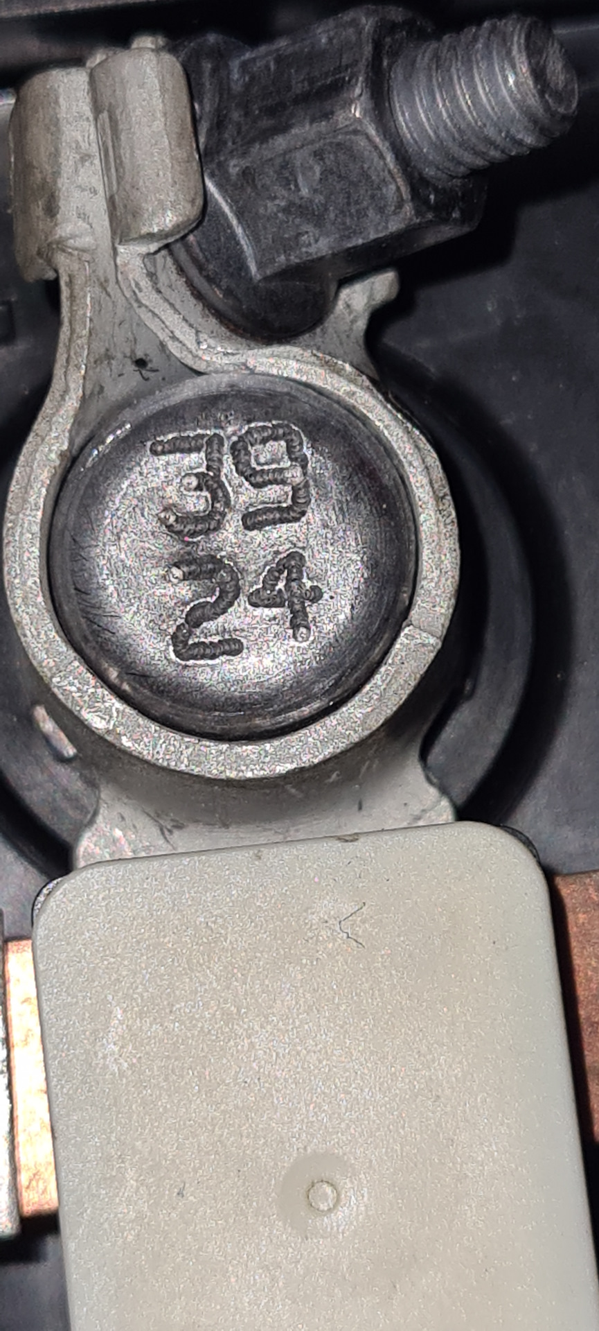 Замена аккумулятора — Volvo XC90 (2G), 2 л, 2016 года | электроника ...