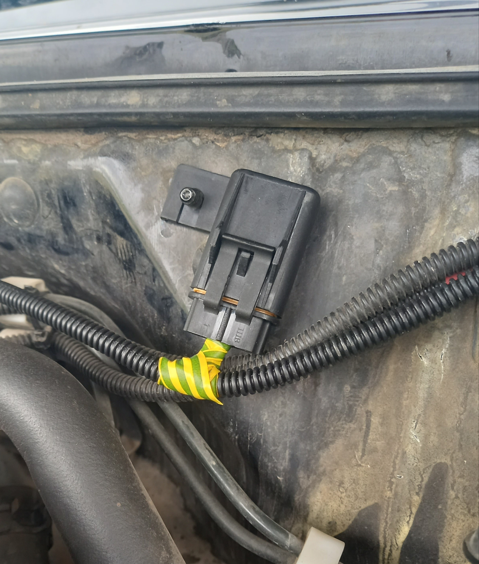 Подключение вентилятора интеркуллера. — Nissan Patrol (Y61), 3 л, 2009 ...