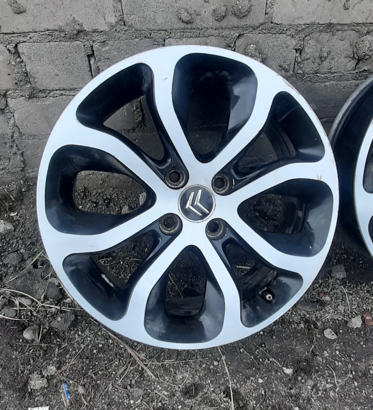 R17 Clover — Citroen C3 Picasso, 1,4 л, 2011 года | колёсные диски | DRIVE2