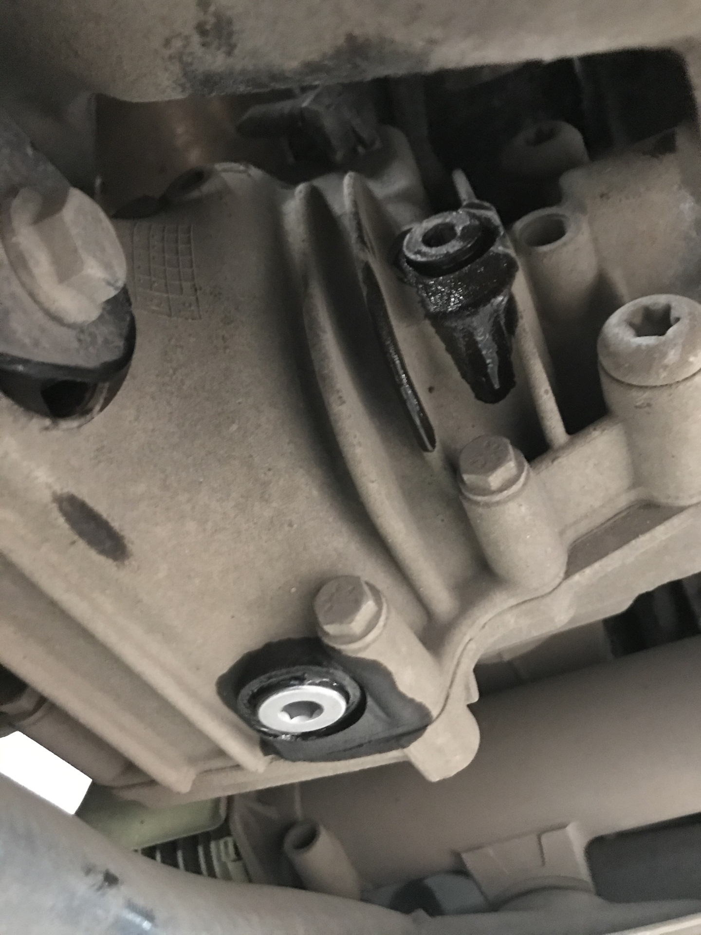 Замена масла АКПП, редукторов, раздатки — Volkswagen Touareg (2G), 3,6 ...