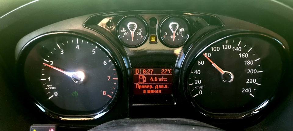 Датчики давления в шинах — Ford Focus Hatchback II, 2 л, 2010 года ...
