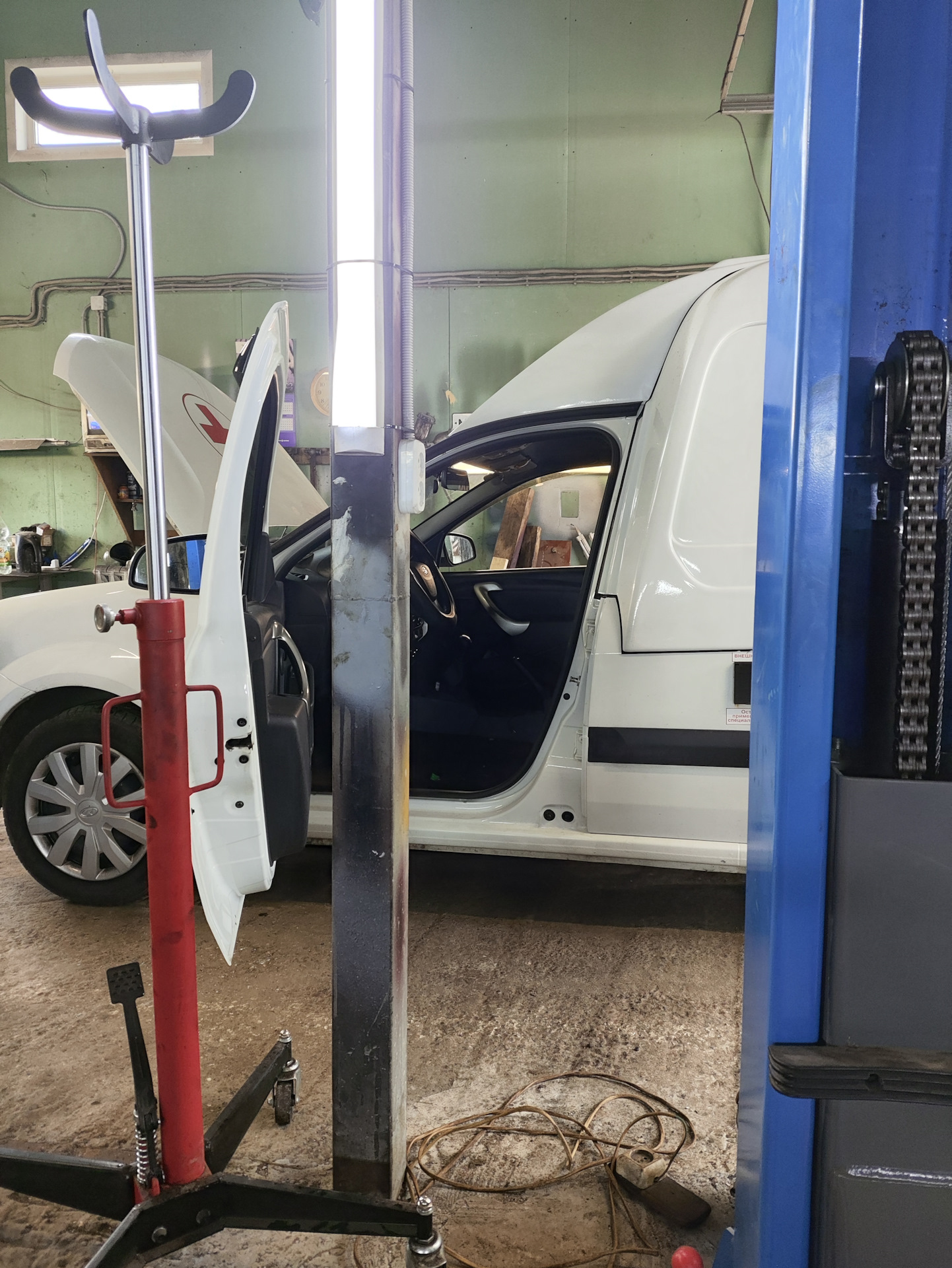 Обновка сидений. Пенолитье — Lada Ларгус, 1,6 л, 2021 года | расходники ...