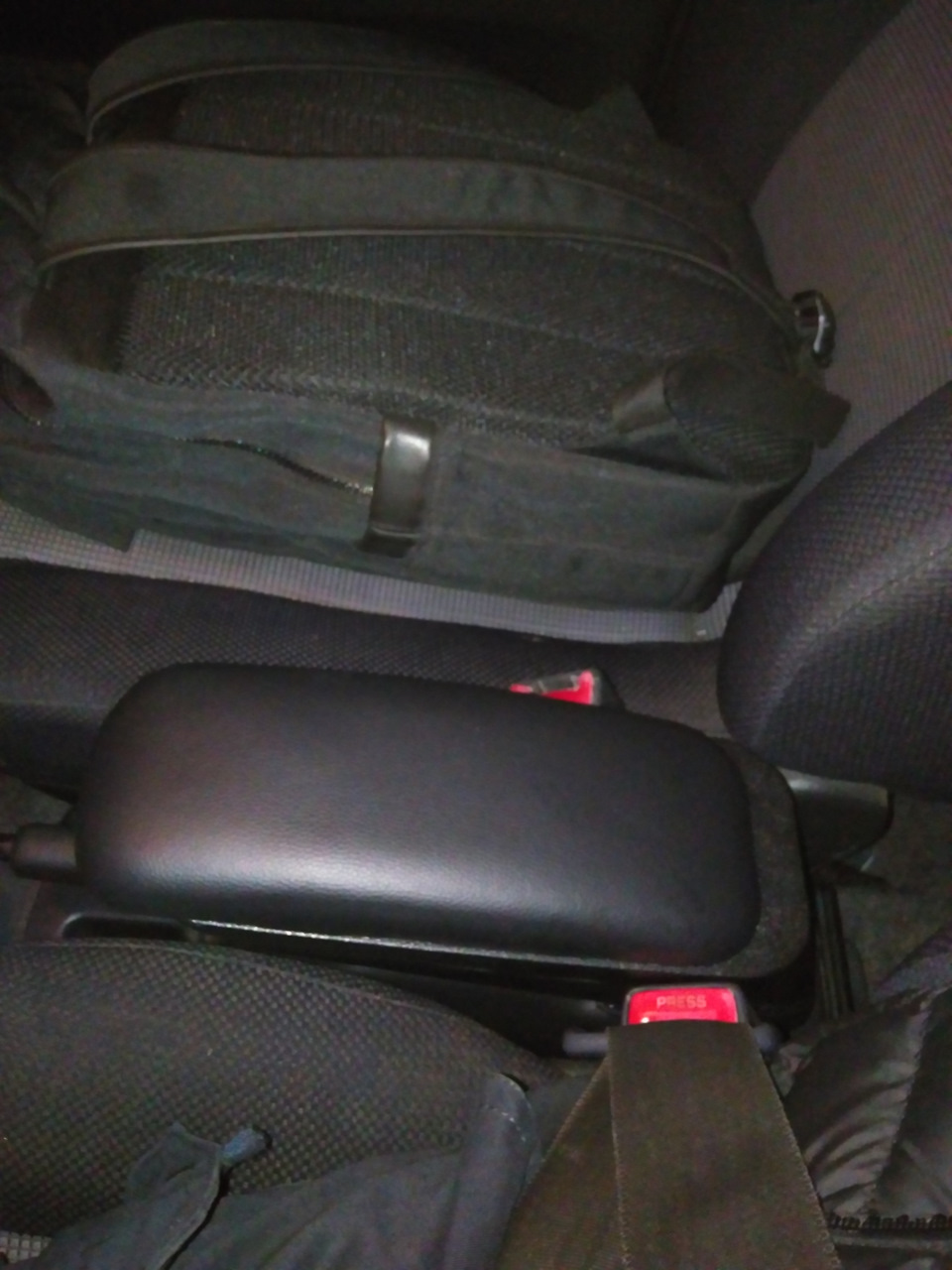 Замена насоса охлаждающей жидкости (помпа), термостата и пыльника Шруса ...