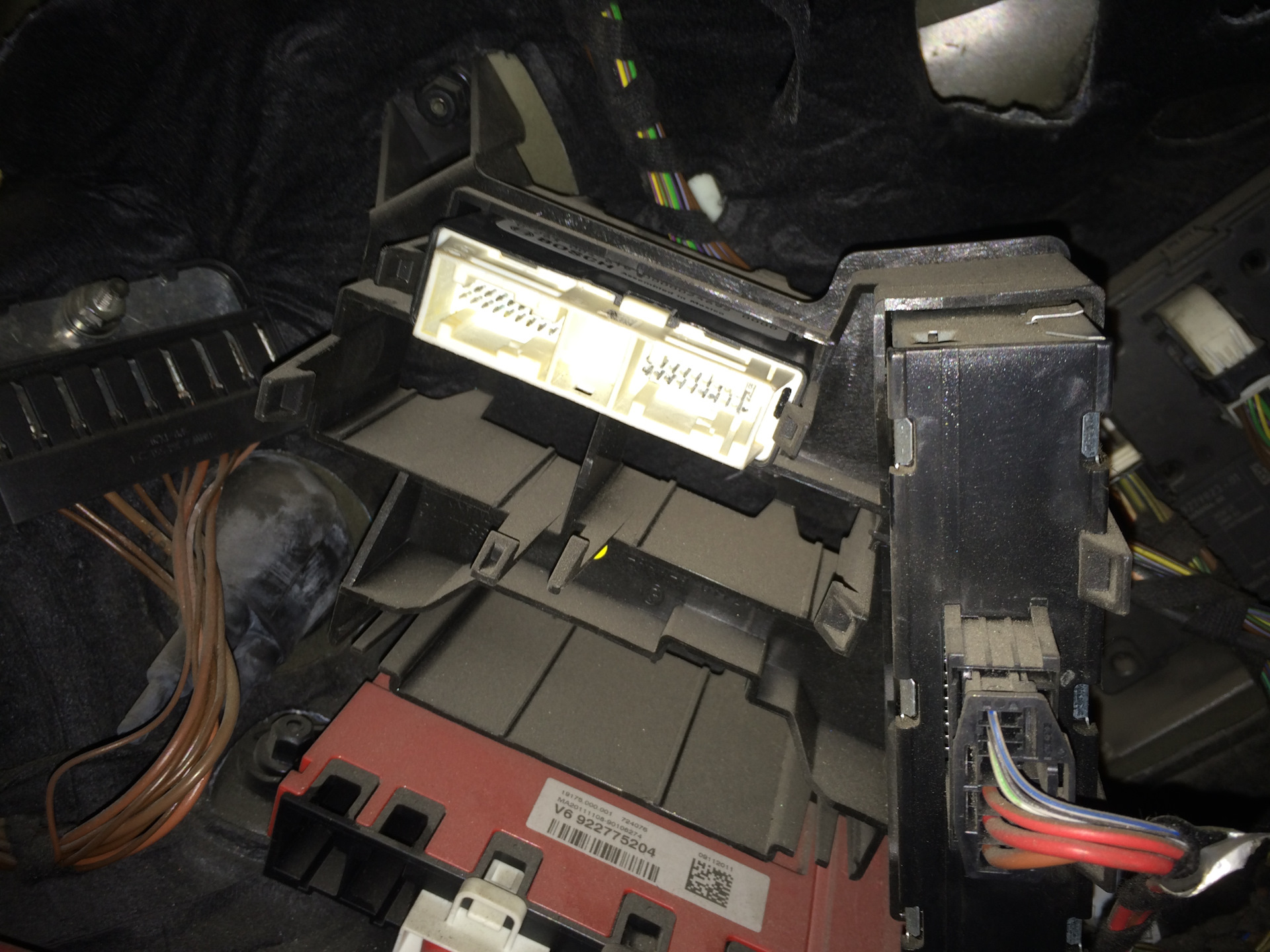 Опция (S5DPA) Парковочный помощник LCI — часть №1: установка — BMW 3 ...