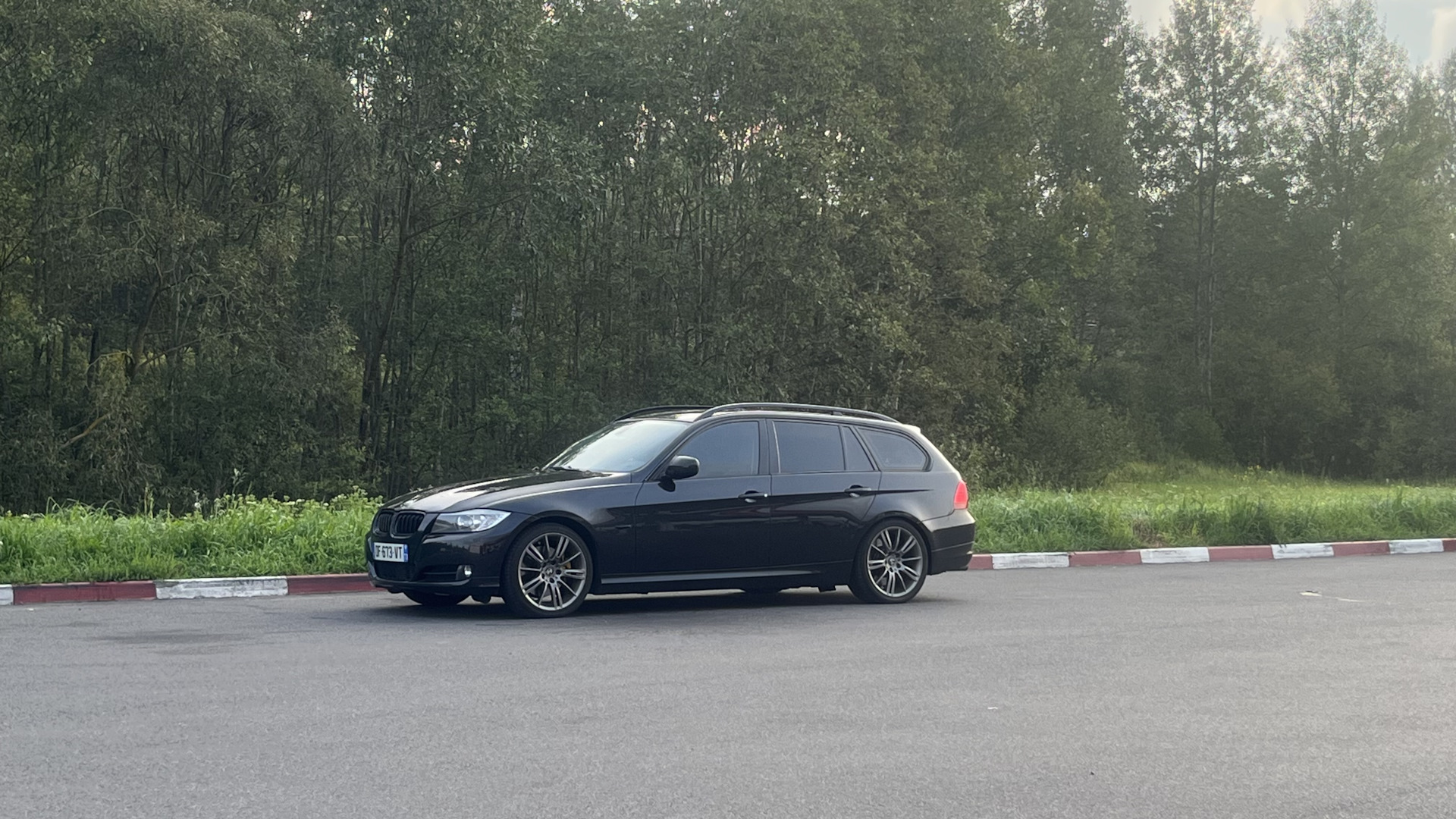 Возможно ли что диски 193 стайл согнулись? — BMW 3 series Touring (E91), 3 л, 2009 года ...