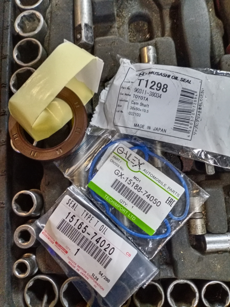 9031138034 Сальник распредвала OEM TOYOTA LEXUS | Запчасти на DRIVE2