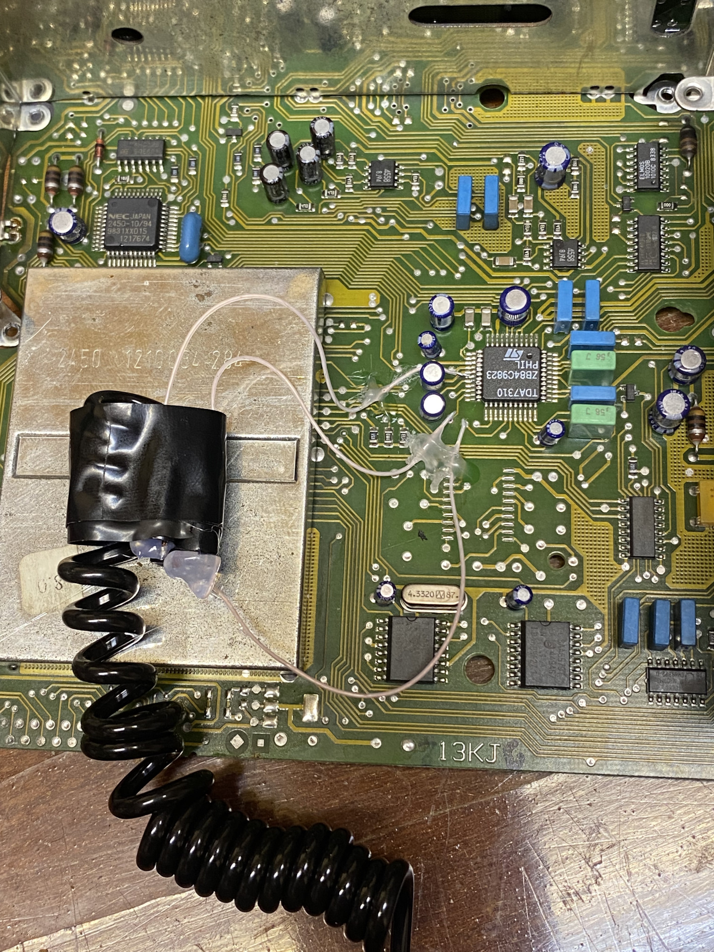 AUX и Bluetooth вместо АМ в радиомодуль BM24 — Сделано — BMW 5 series ...