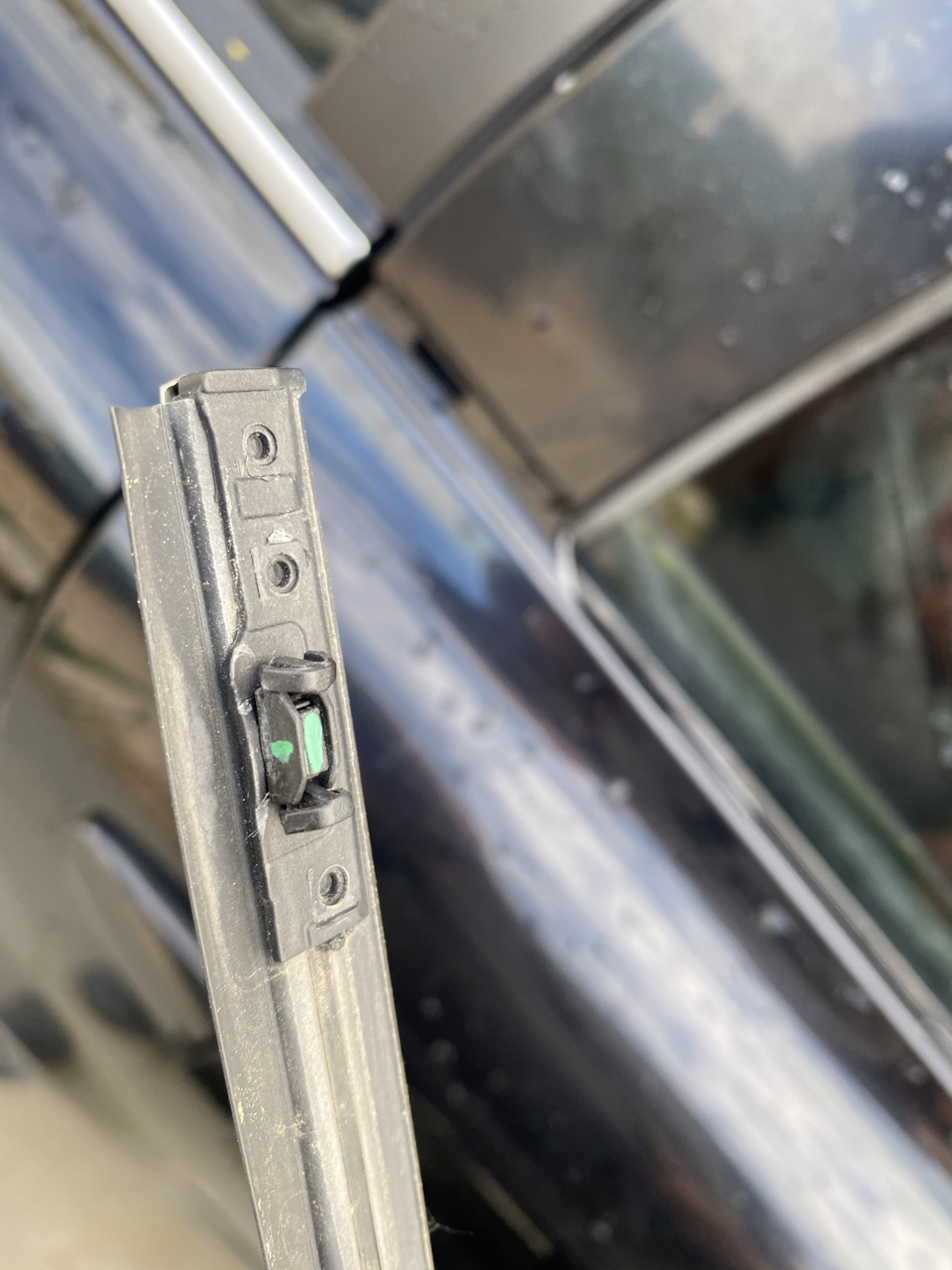 30753853 Молдинг стекла задней правой двери XC90 Volvo | Запчасти на DRIVE2