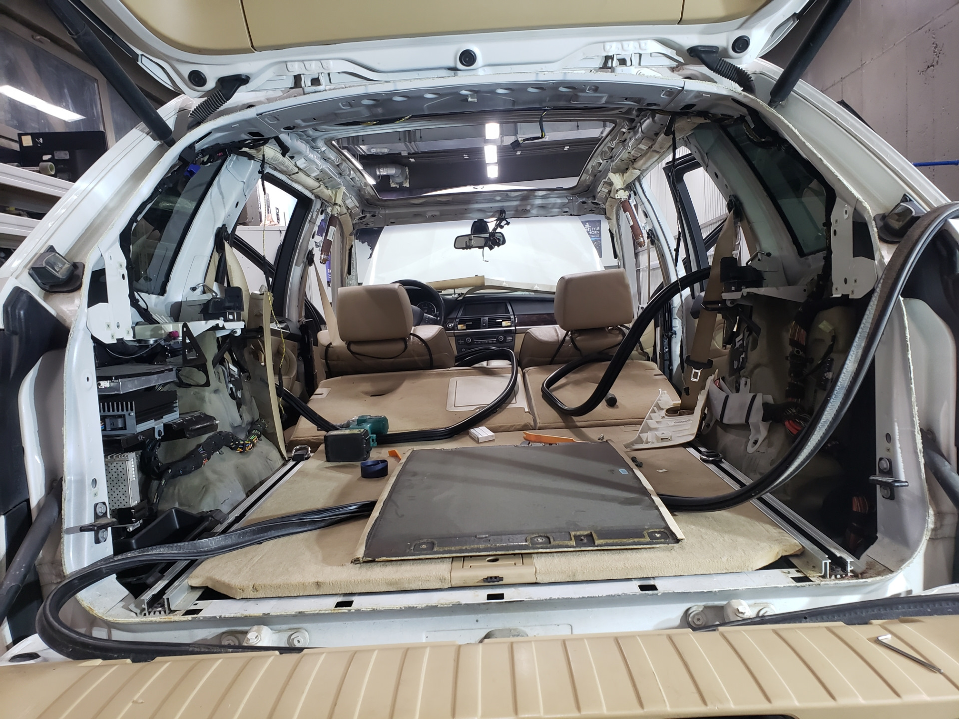 Панорамный люк — BMW X5 (E70), 3 л, 2007 года | визит на сервис | DRIVE2