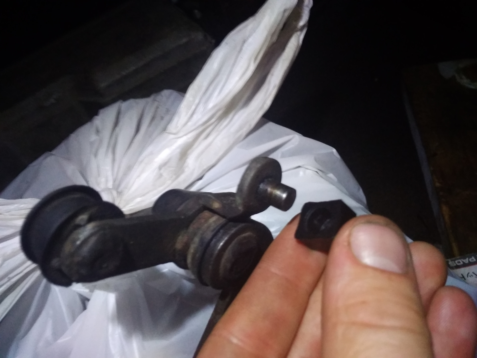 Разбита кулиса? Не не слышал. — Chevrolet Aveo Sedan (1G), 1,2 л., 2007 ...