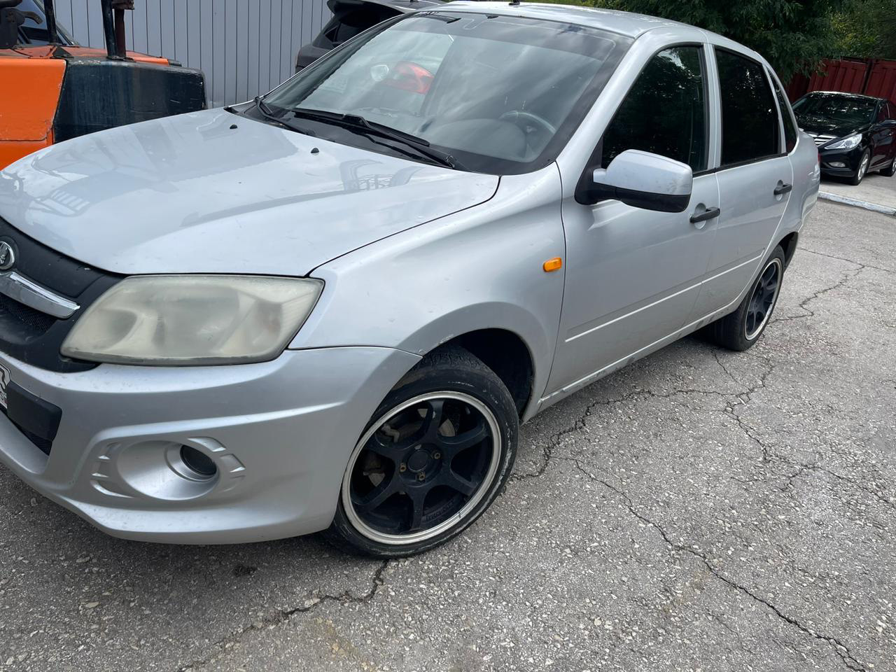 Как мы докатились до такой жизни — Lada Granta, 1,6 л, 2013 года | покупка машины | DRIVE2