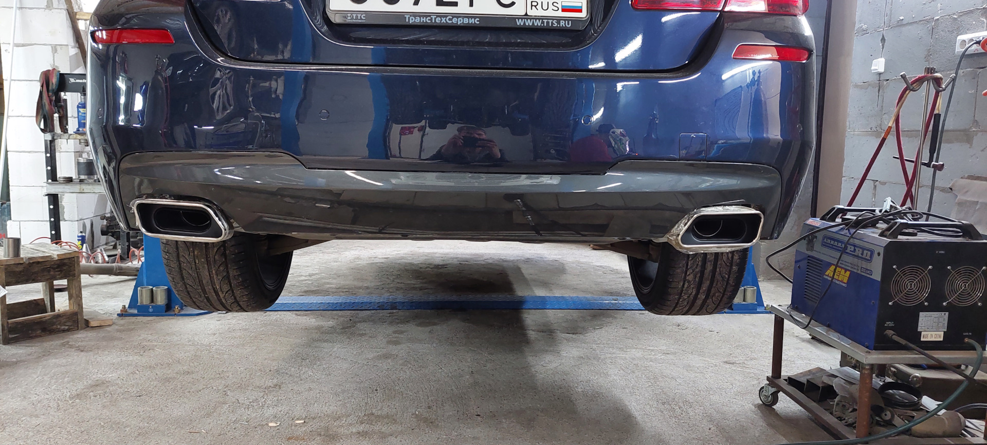 Раздвоенный глушитель 535 d и замена заднего бампера JOM на OEM — BMW 5 ...