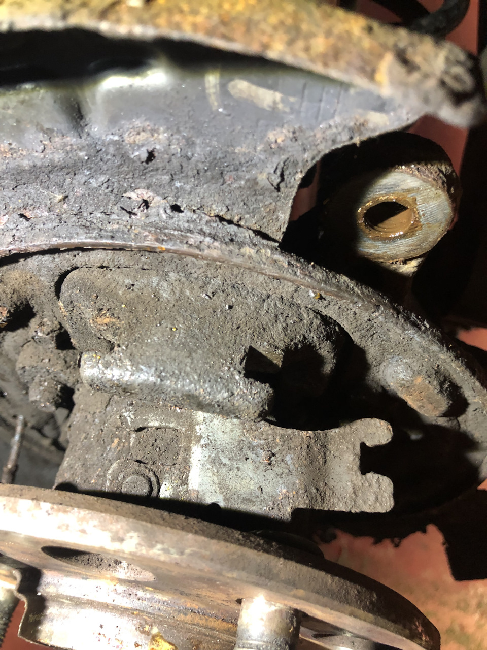 Ремонтируем ручник — KIA Ceed (1G), 1,6 л, 2008 года | поломка | DRIVE2