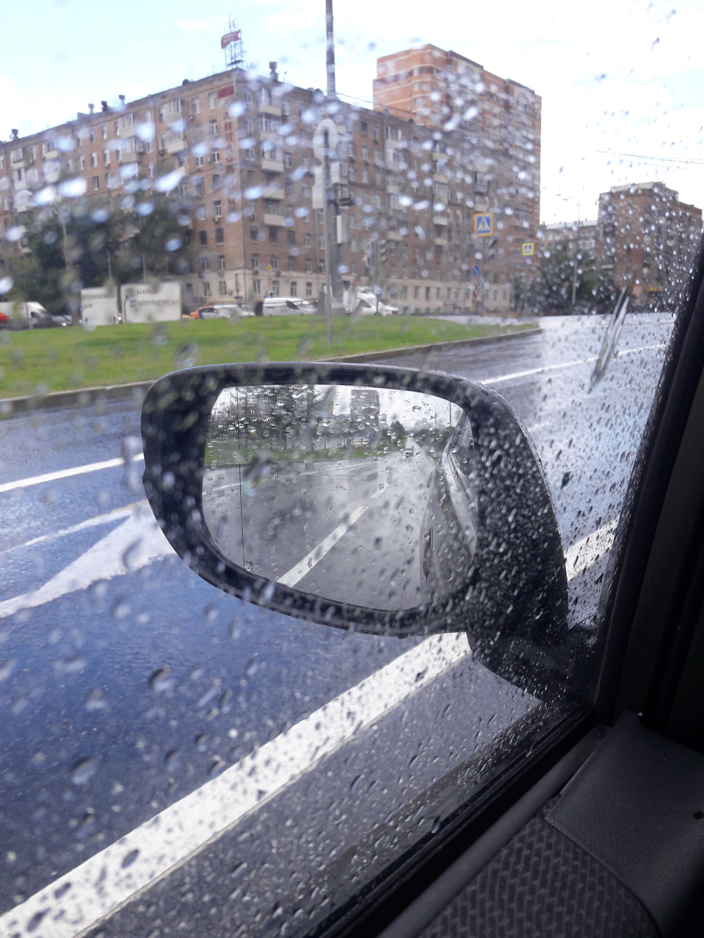 Обогрев зеркал — Honda Jazz (2G), 1,3 л, 2012 года | наблюдение | DRIVE2