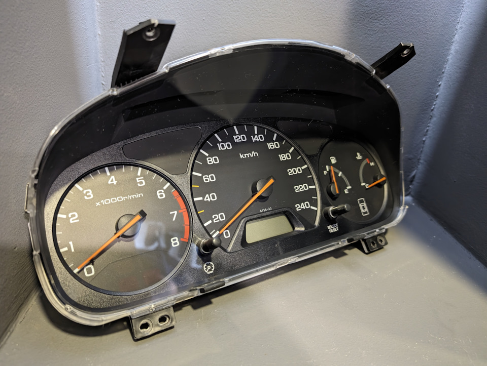 Полировка стекла приборной панели и порядок в лампах — Honda Accord ...