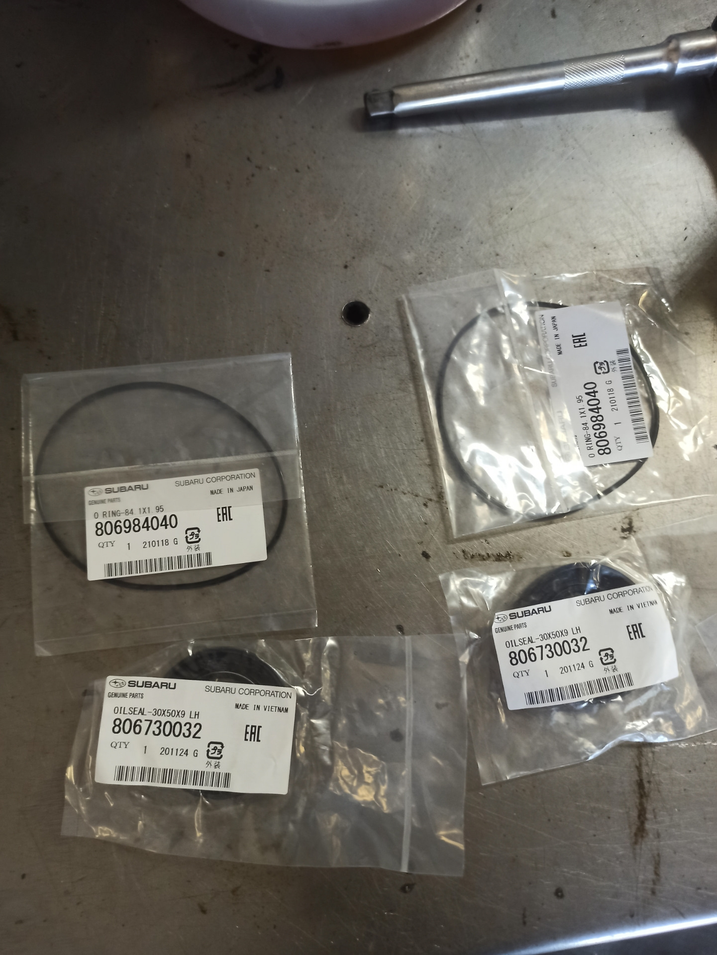 Сальники привода. Прокладки крышек клапанов — Subaru Legacy (BE/BH/BT ...